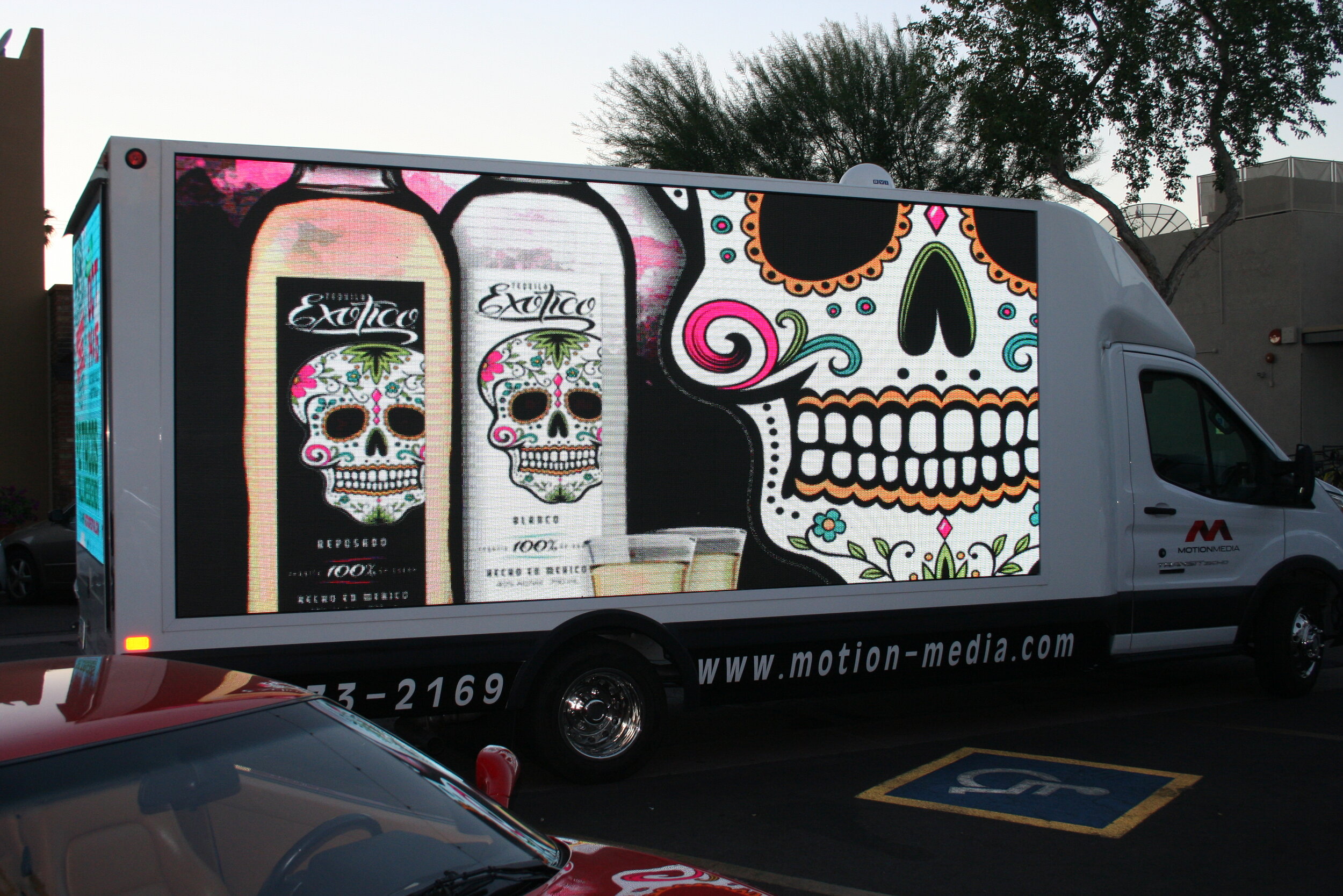Motion Media | Live Mobile Billboard Advertising & Marketing